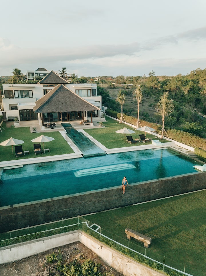 13br Villa With An Ocean View Uluwatu - 6min Walk To Melasti Beach! W/pool! - Jimbaran