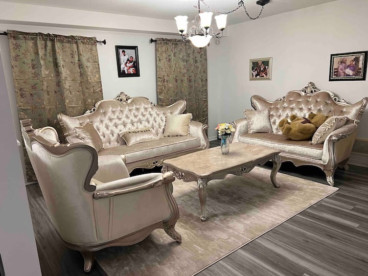 Luxury 1 Bed Room - Brantford
