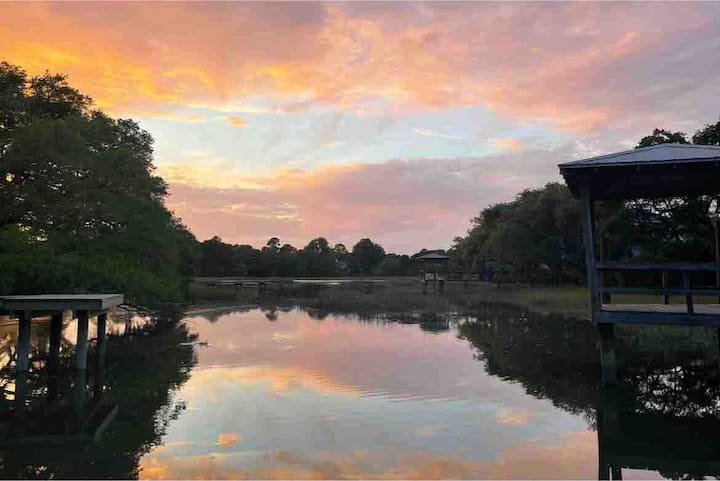James Island Creek Retreat | On The Water | - James Island, SC