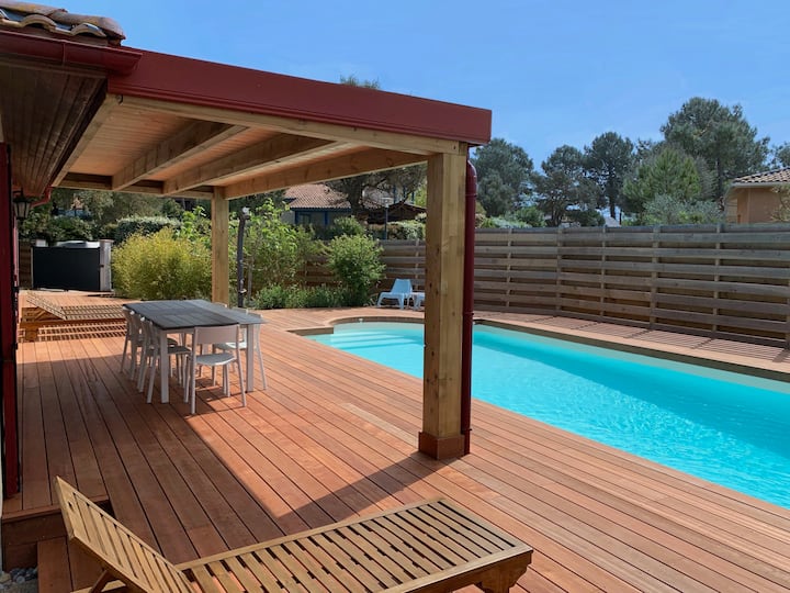 Sandy Feet Villa - Heated Pool & Fibre Internet - Messanges