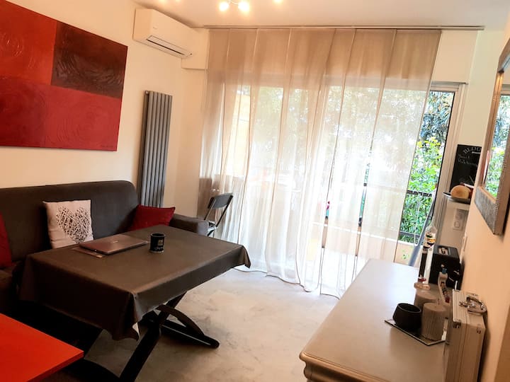 Appartement (T1)moderne Climatisé à 200m De La Mer - Juan les Pins