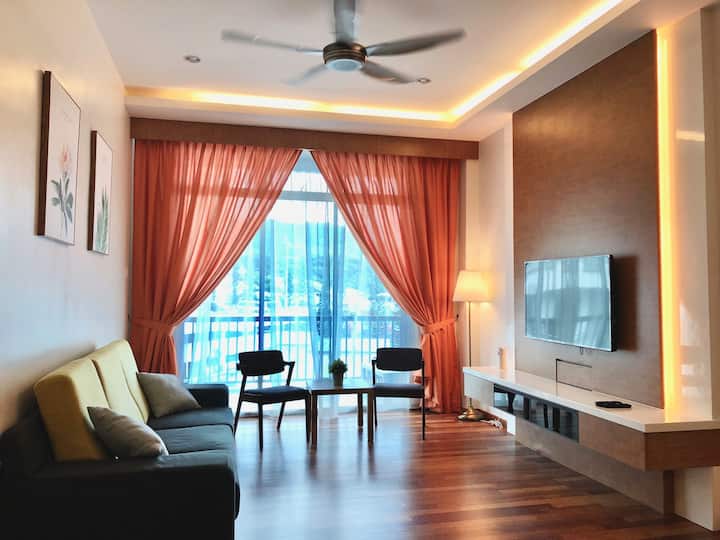 New ★ Sun-splashed Stylish Home In Town ★ 阳光优居 - Brinchang