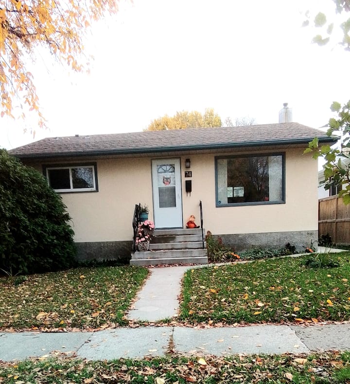 Basement Suite, Quiet Location, Min. 30+ Day Stay! - Manitoba