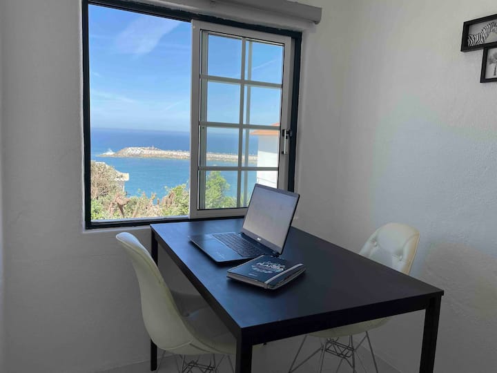 Ocean Mirror In Ericeira - Ericeira