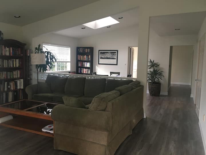 Spacious Mar Vista / Silicon Beach Home 4 + 2 - Santa Monica, CA