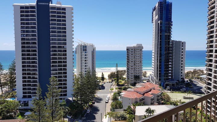 Spacious 2 Bedroom Superior Apartment - Gold Coast
