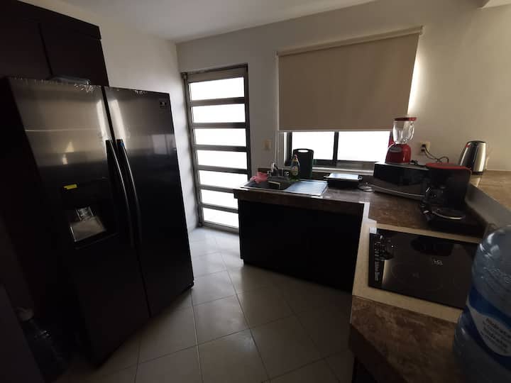 Casa Remodelada Minimalista Equipada Con Piscina - Campeche