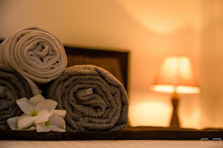 Plush Homes Hikkaduwa, 1 Bedroom A/c Apartment - ヒッカドゥワ