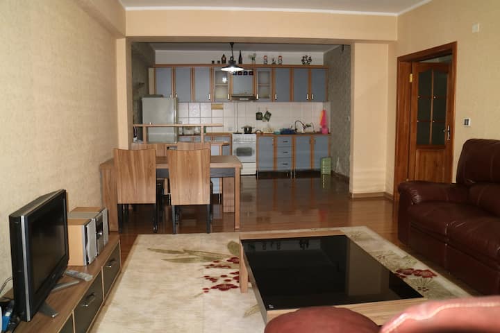 Spacious And Cozy Apartment In The Heart Of Ub. - Ulaanbaatar