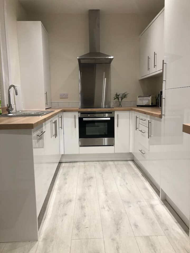 Charlie’s Place - 南希爾茲