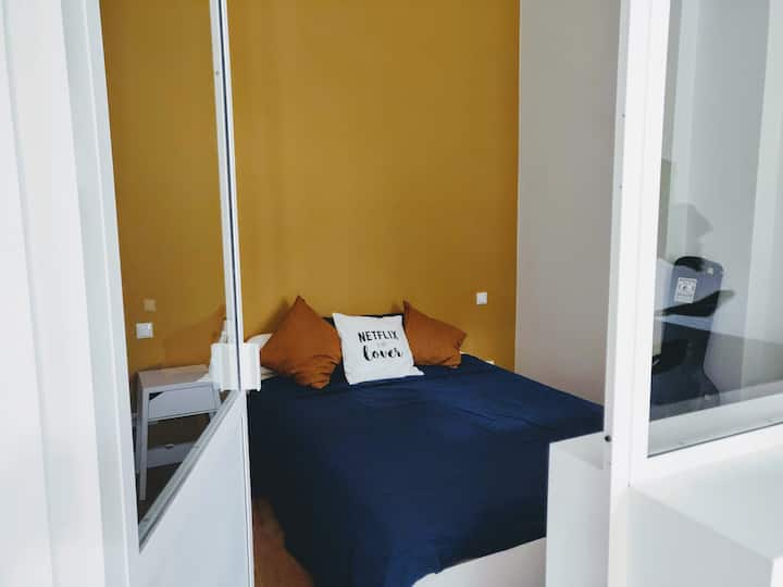 Modern Quiet Studio In Lively Charlottenburg - Berlin