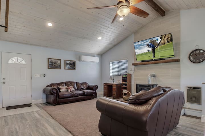 Cozy Cliffside Cabin In Payson! - Payson, AZ