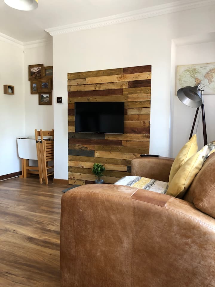 Cosy Ground Floor Apartment On The W Highland Way - Loch Lomond