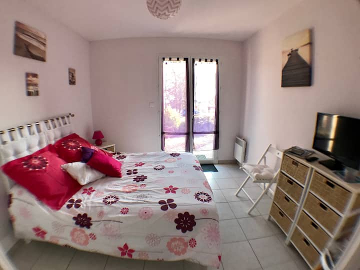 Confortable Chambre Double Indépendante — Piscine - Gap