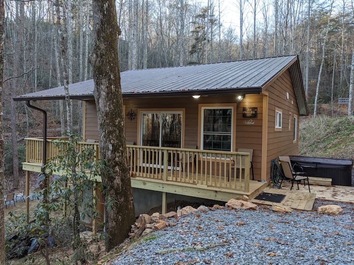 Deep Creek Hideaway - Bryson City, NC