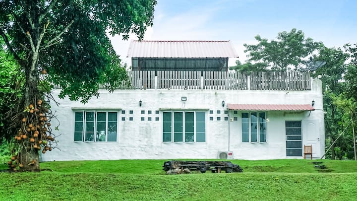 บ้านบุรี วังน้ำเขียว (บ้านพักบนเขา) - Wang Nam Khiao