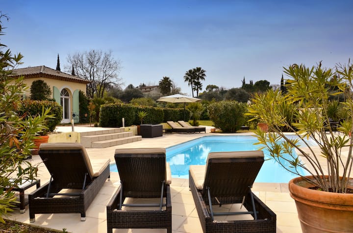 Exclusive Luxury Villa In Valbonne - Grasse