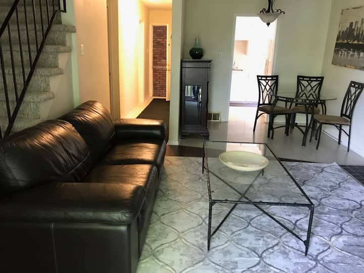 Close To Chem Valley Clean Spacious 1 Bedroom Wow - Sarnia