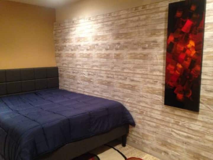 Spacious House Near Amazon And Cat - Maple Grove, MN