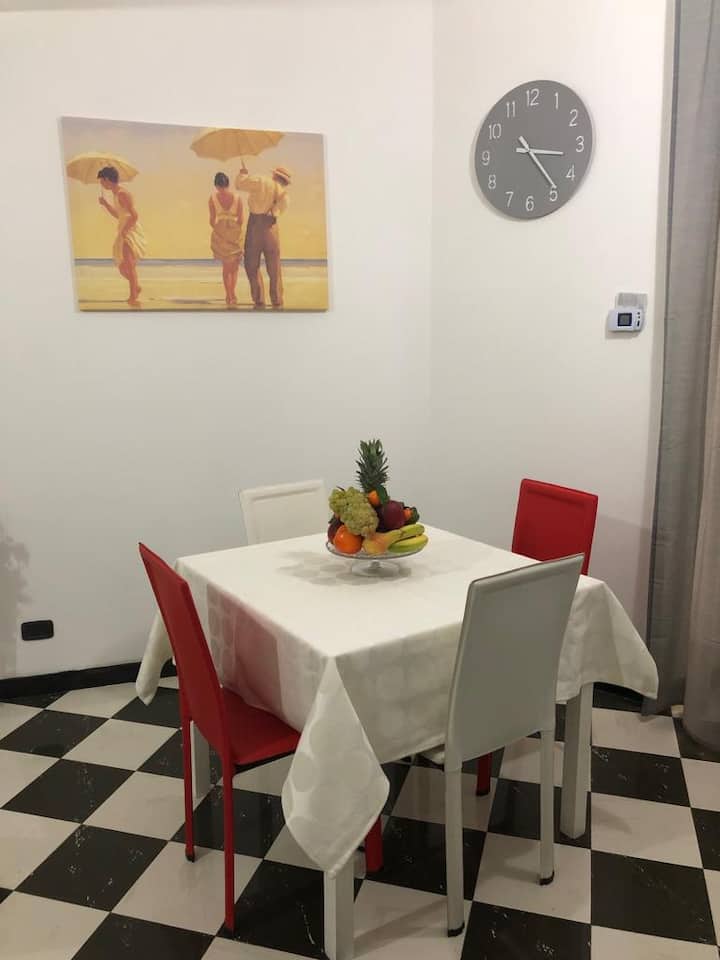 G&m Appartamento  Centro  Savona  200m Dal Mare - Bergeggi