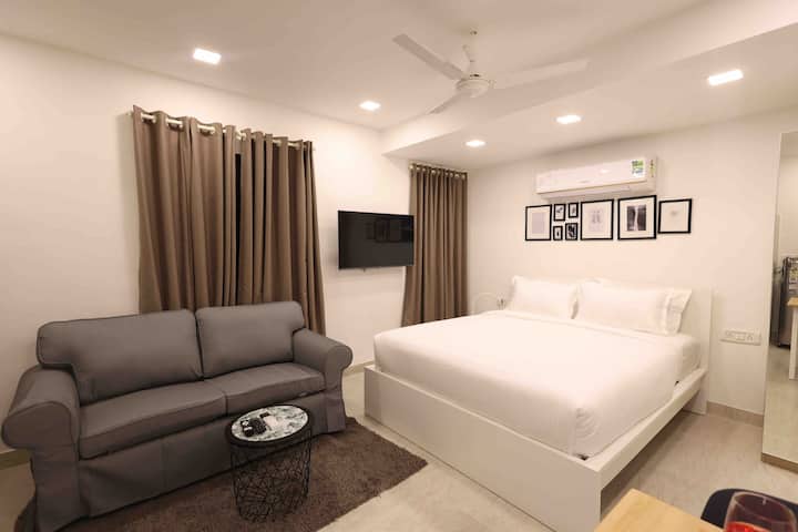 B 3003 Wabi Sabi Studio Apartment Juhu - Mumbai