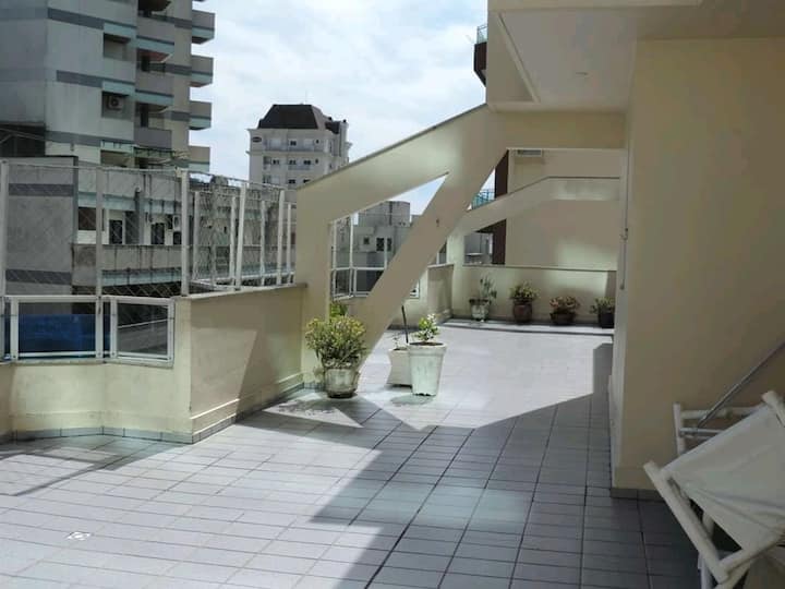 Apartamento 5 Dorm Meia Praia - Itapema