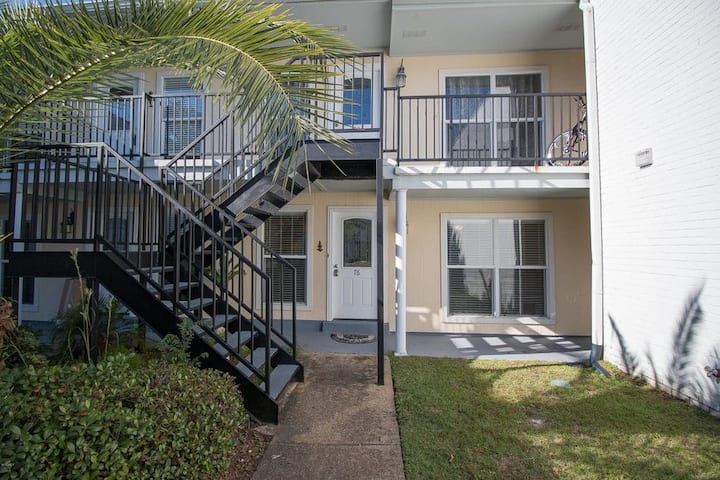 The Bayou Beauty - Ocean Springs, MS