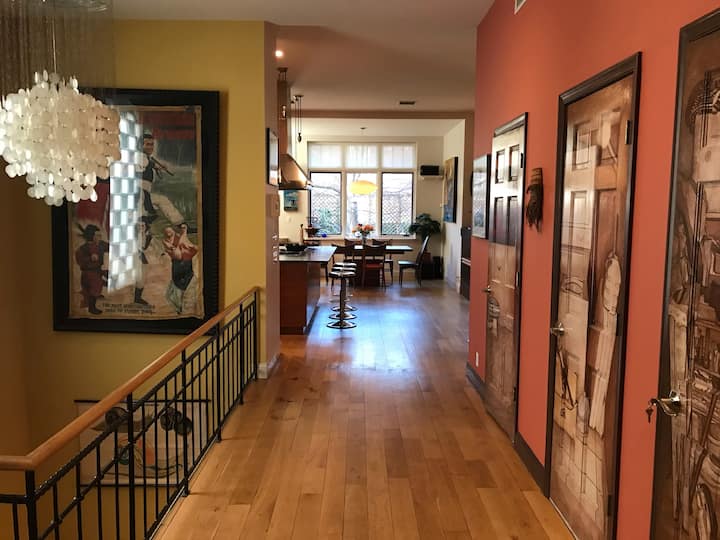 3 Bedroom With Chef's Kitchen/private Back Patio - Manhattan, NY