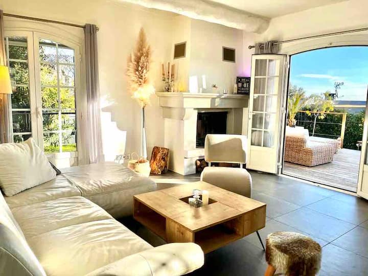 Maison Dans Domaine Avec Piscine Et Tennis,vue Mer - Juan les Pins