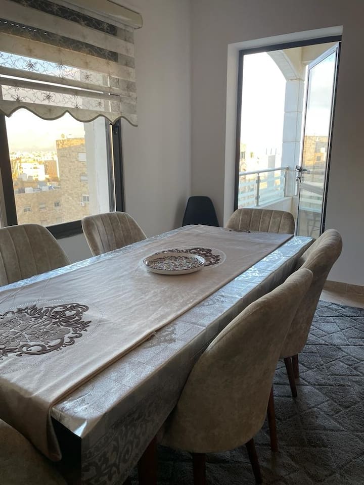 8- New, Well-equipped, 3 Bdr Near Hospitals, Shops - Amman