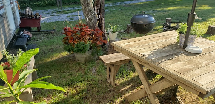 Truman Lake Getaway! Delightful 1- Bedroom Rv! - Truman Reservoir, MO