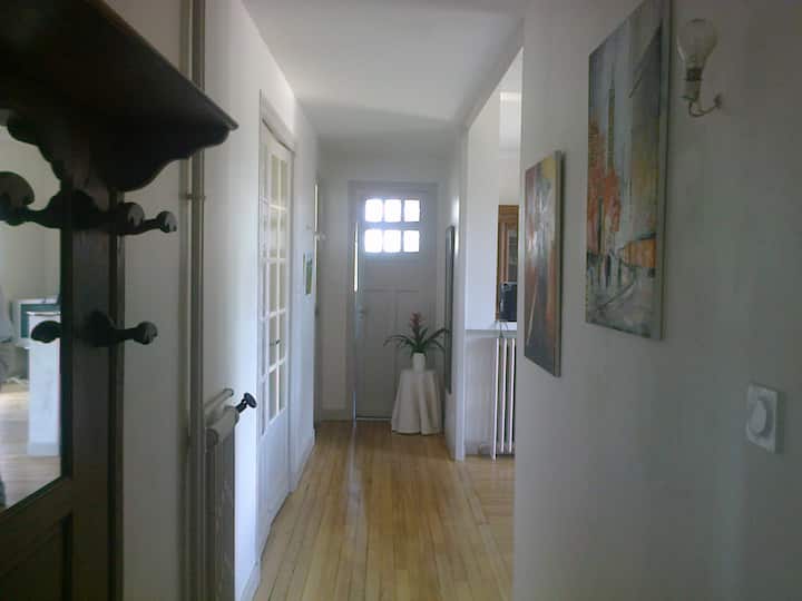 Appart F4, Trés Clair, Centre Ville:restaurants, - Lourdes