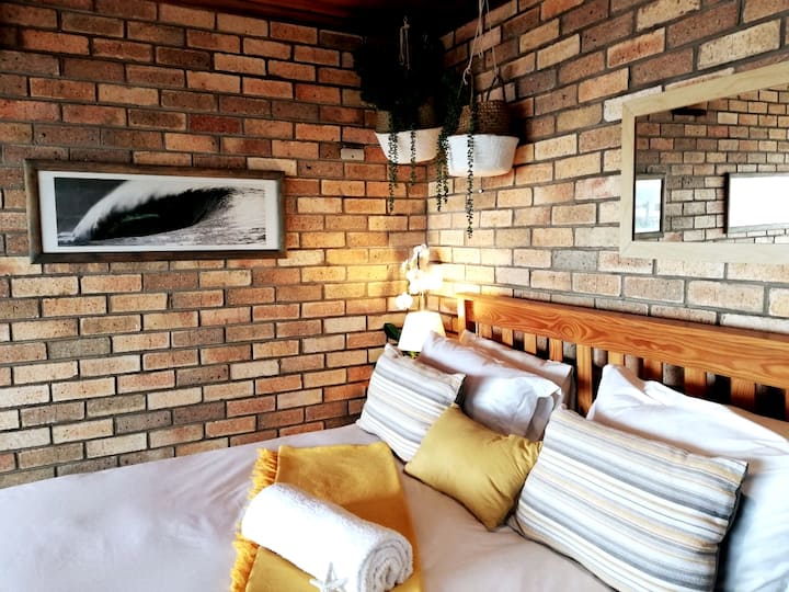 Ocean Sunrise Best Views Solar Long Stays - Jeffreys Bay
