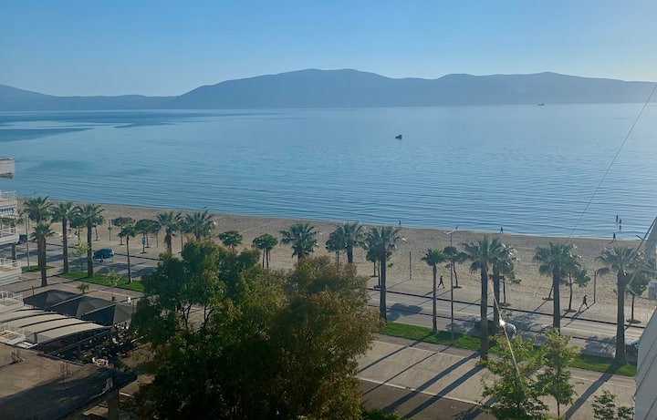 Seaview 100m2 New Apartment, 50m From Beach - Vlorë