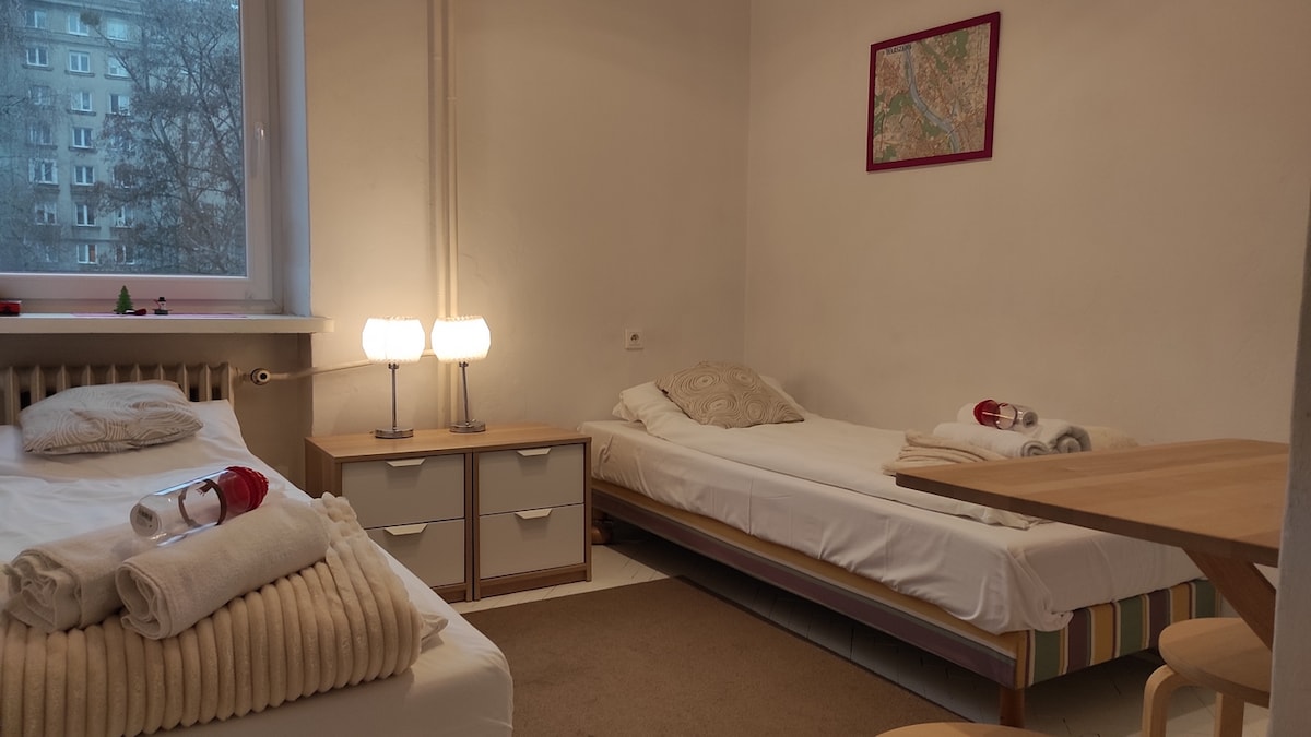 Giardino balcone 2 camere da letto 4 letti, divano - Appartamenti in ...