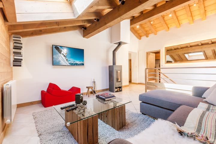 Meribel  Chalet"le Bachal"  Duplex Pour 8 - Méribel