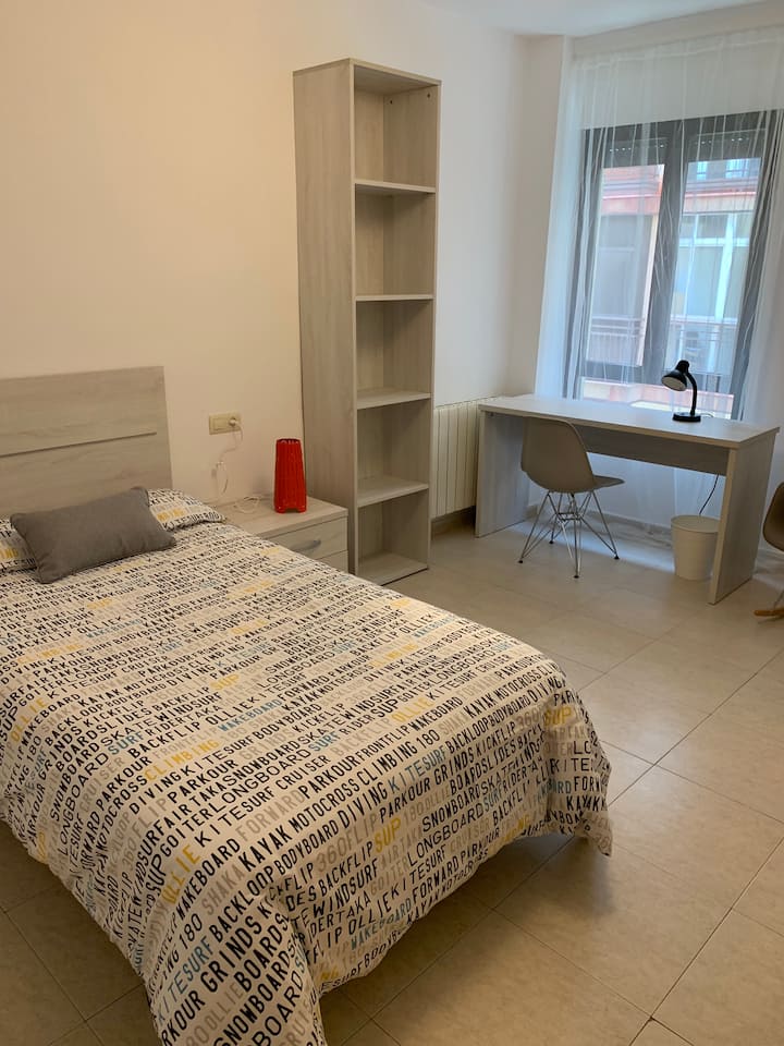 Habitación 21 Para Estudiantes En Piso Compartido - Salamanque