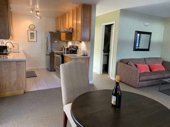Sunny Spacious 1 Bdrm. Downtown Fairfax - San Anselmo, CA