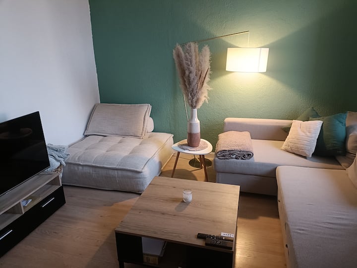 T2 De 50m², Haut De Villa - Proche Des Plages - 土倫