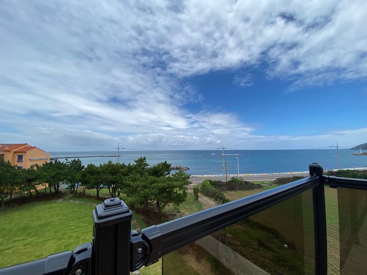 스노클가능한 바로 앞 해변 인피니티 펜션 리조트 Suite 오션뷰 스쿠버다이빙 서핑강습 - Jeju-si