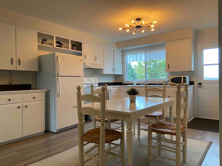 App De 2 Grandes Chambres à Masson - Gatineau