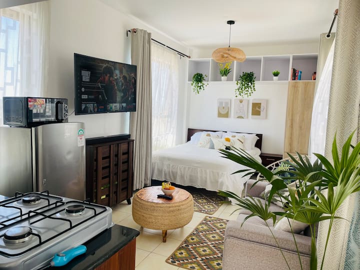 Rooftop Studio With City & Forest Views - Kenia