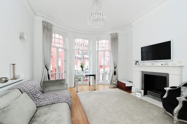 Elegant Bright  Central London Flat 2 Bed Sleeps 5 - Marylebone