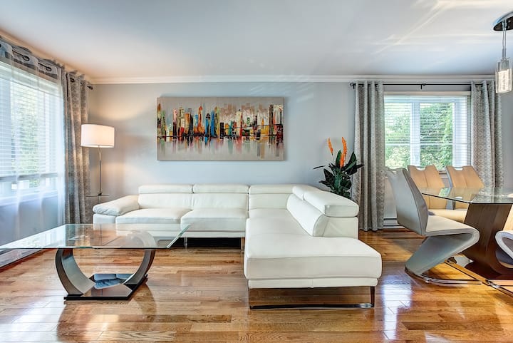 Casa De 4 Habitaciones Con Piscina Y Jardín. - Montreal