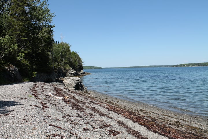 High Tide Private Beach!  Bar Harbor 1 Wk Saturday - Bar Harbor, ME