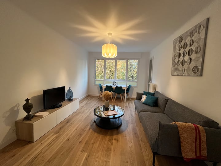 Superbe Appartement T3, 2 Min Rotonde - Aix-en-Provence
