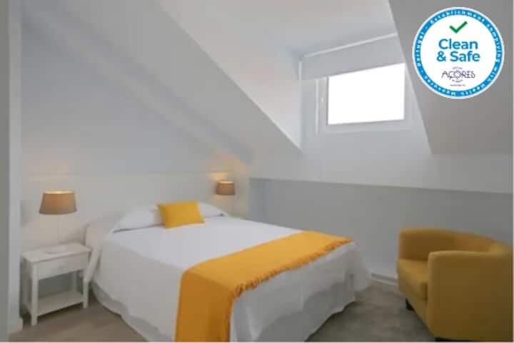 Apartamentos Almeida Garrett - 3d  908/al - Ponta Delgada