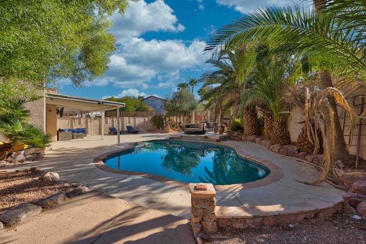 Vegas Oasis: Your Ultimate Retreat Near The Strip! - 라스베이거스, NV