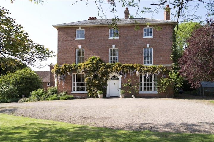 The Old Rectory, Sleeps 24, Nr Malvern - Ledbury