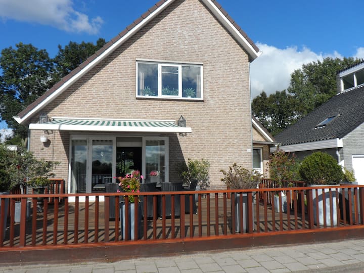 Detached House On Recreation Waterway - Hoofddorp